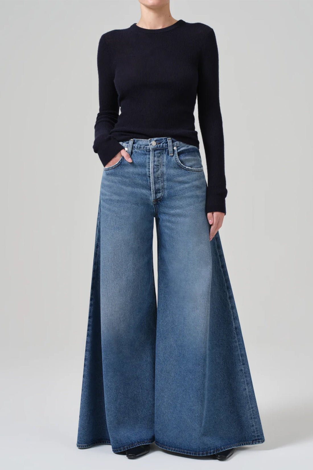 Olivia | Luxury Women's Fashion & Designer Clothes